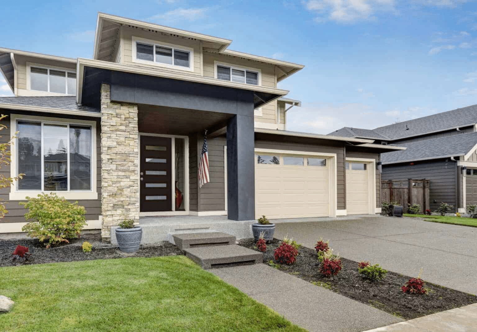 Top Modern Front Door Styles for Homeowners in 2024