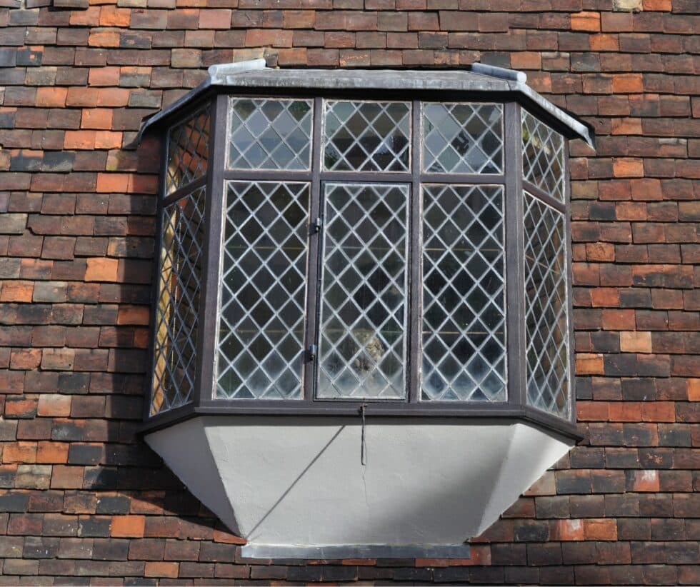 18 Bay Window Ideas to Fill Your Home with Natural Light